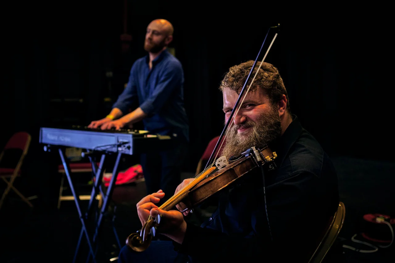 Contra Camp 2025 | Courses | Halsway Manor - National Centre for Folk Arts